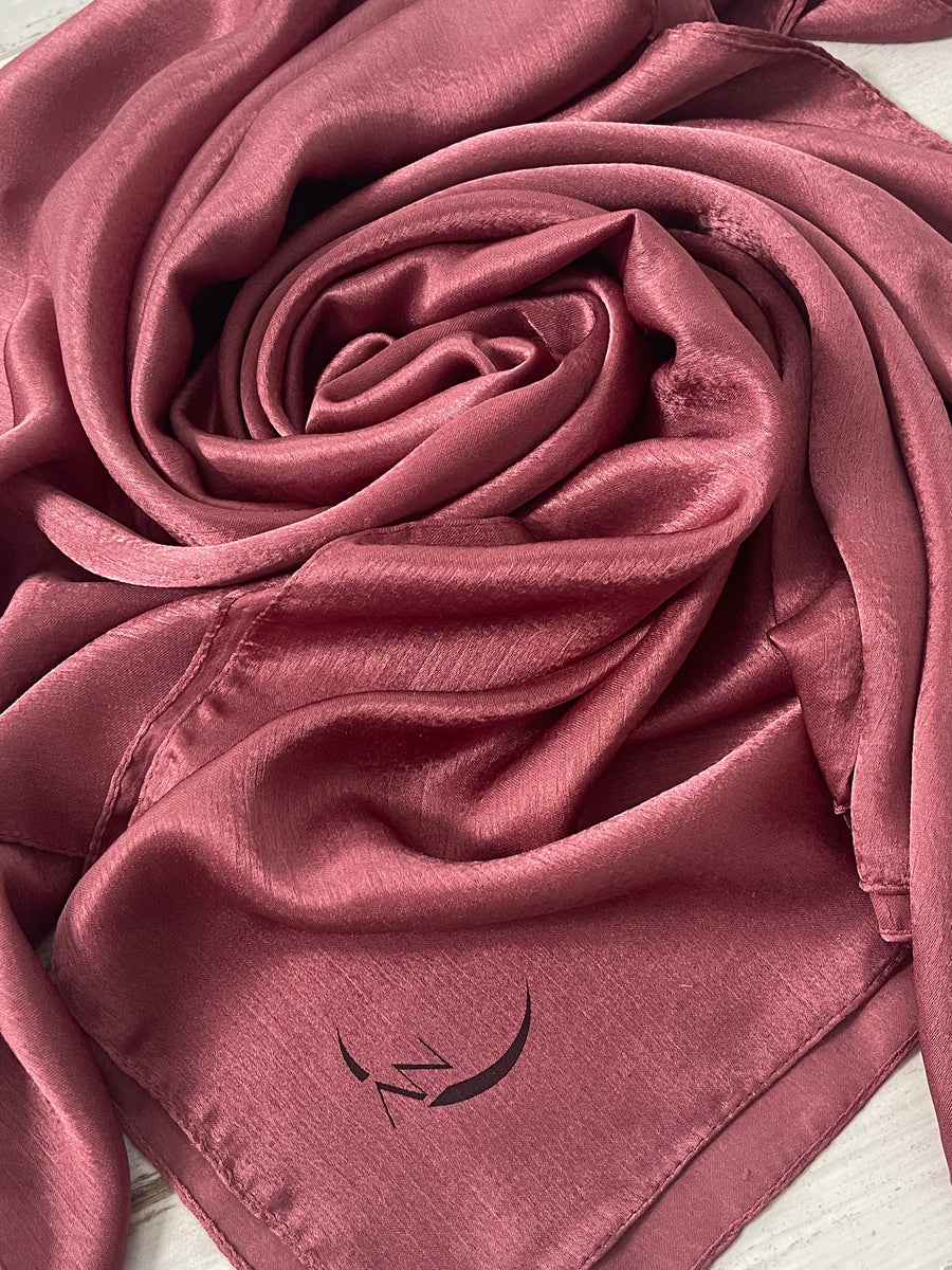Ruby Shiny Hijab – Arabian Nites online